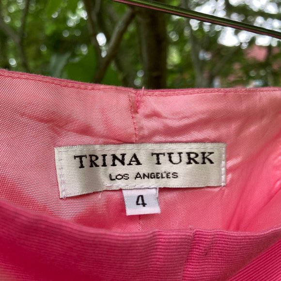 Trina Turk | Pants & Jumpsuits | Trina Turk Hot Pink Capri Pants Size 4 ...
